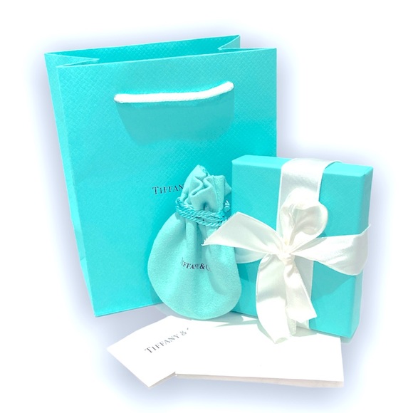 Tiffany & Co. | Accessories | Authentic Tiffany Co Complete Gift ...